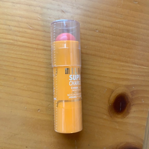 Milani | Makeup | Nwt Milani Lip Cheek Multistick In Peach Thrill ...